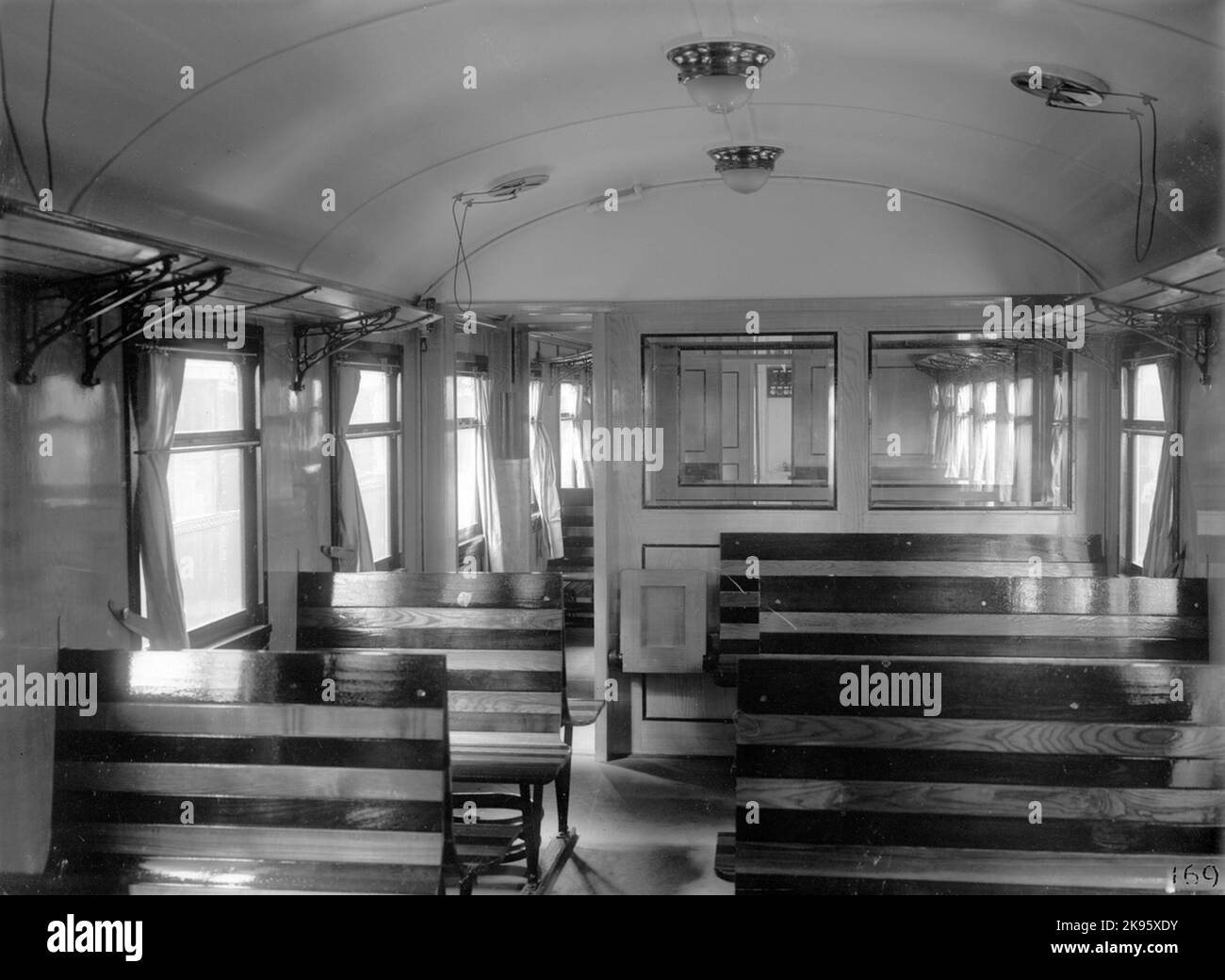 Klass 2 hi-res stock photography and images - Alamy