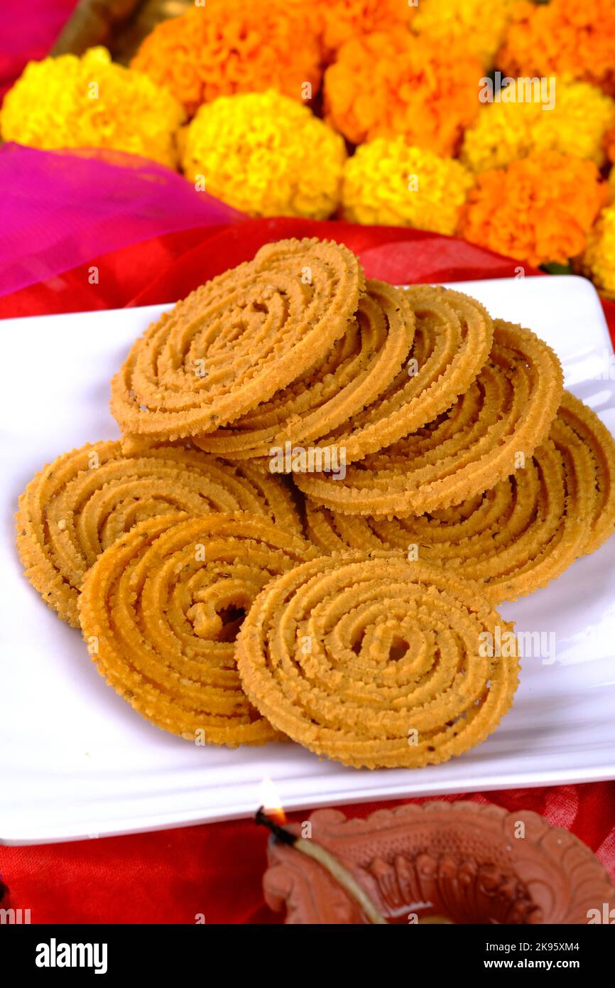 Traditional Indian Diwali snacks Chakali, murukku, Indian Traditional ...