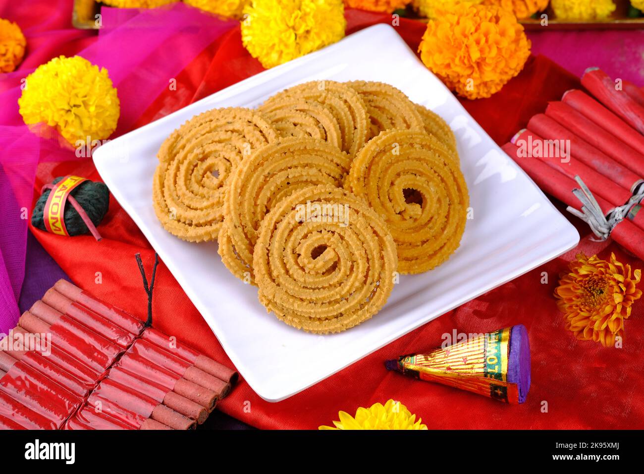 Traditional Indian Diwali snacks Chakali, murukku, Indian Traditional ...