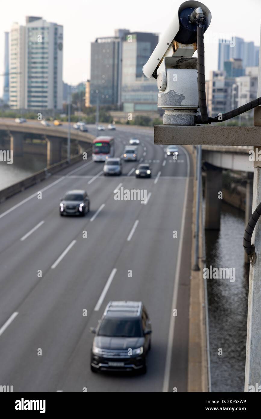 Seoul cctv hi-res stock photography and images - Alamy