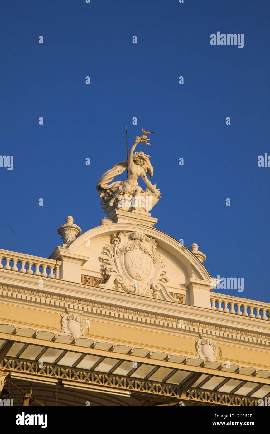 Monaco, Monte Carlo, architecture detail, statue Stock Photo - Alamy
