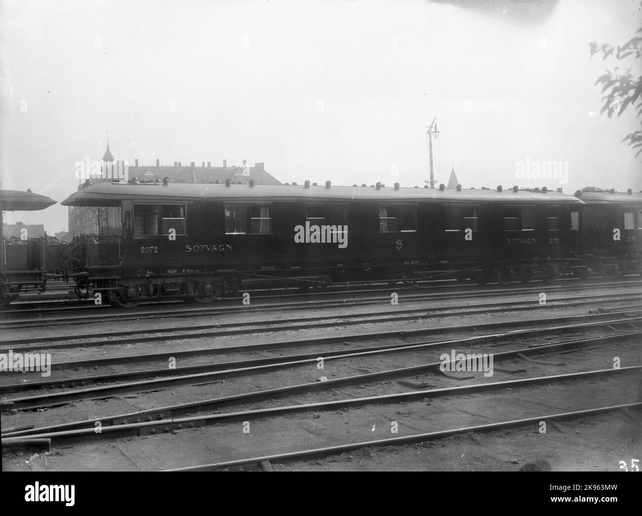 2072 Black and White Stock Photos & Images - Alamy