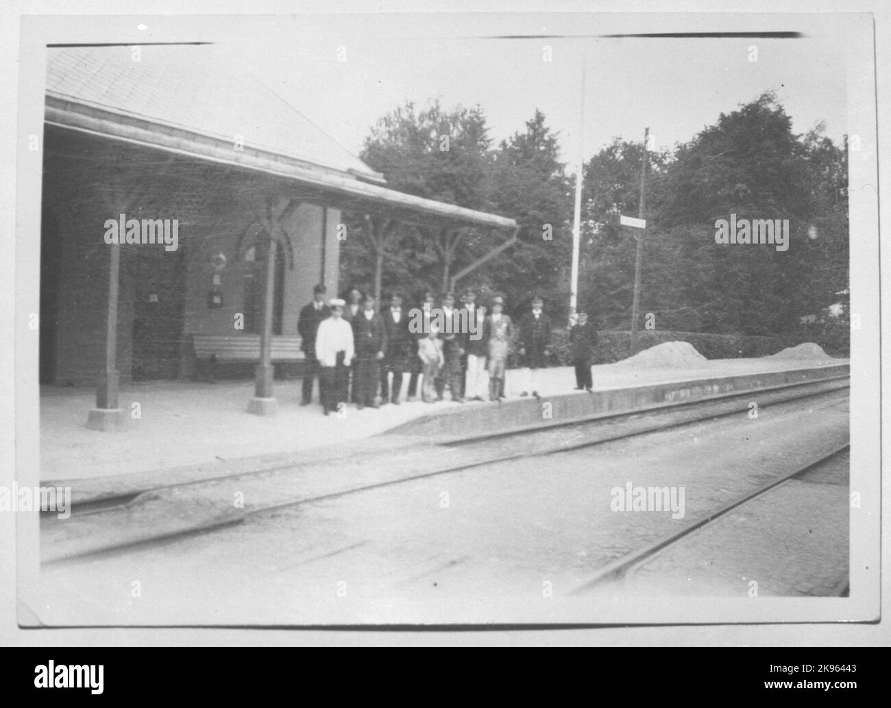 Mail processing Black and White Stock Photos & Images - Alamy
