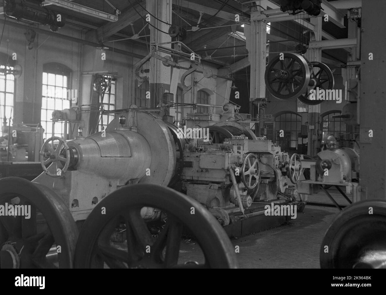 Wheel turns at the main workshop Stock Photo - Alamy