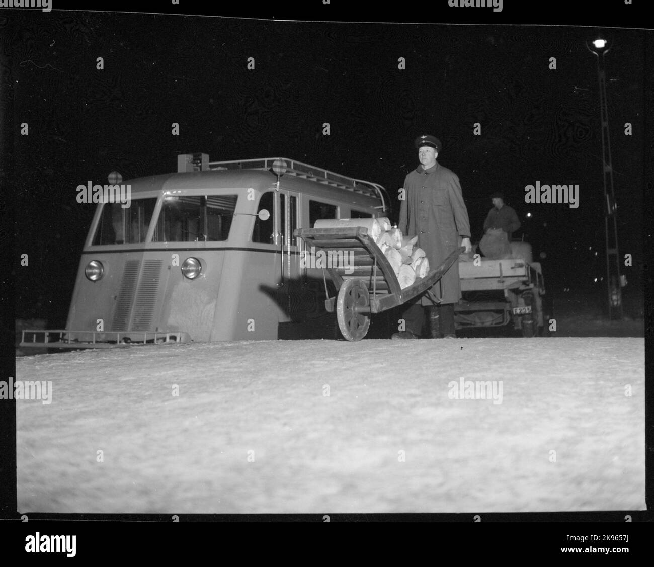 Workforce tasks Black and White Stock Photos & Images - Alamy