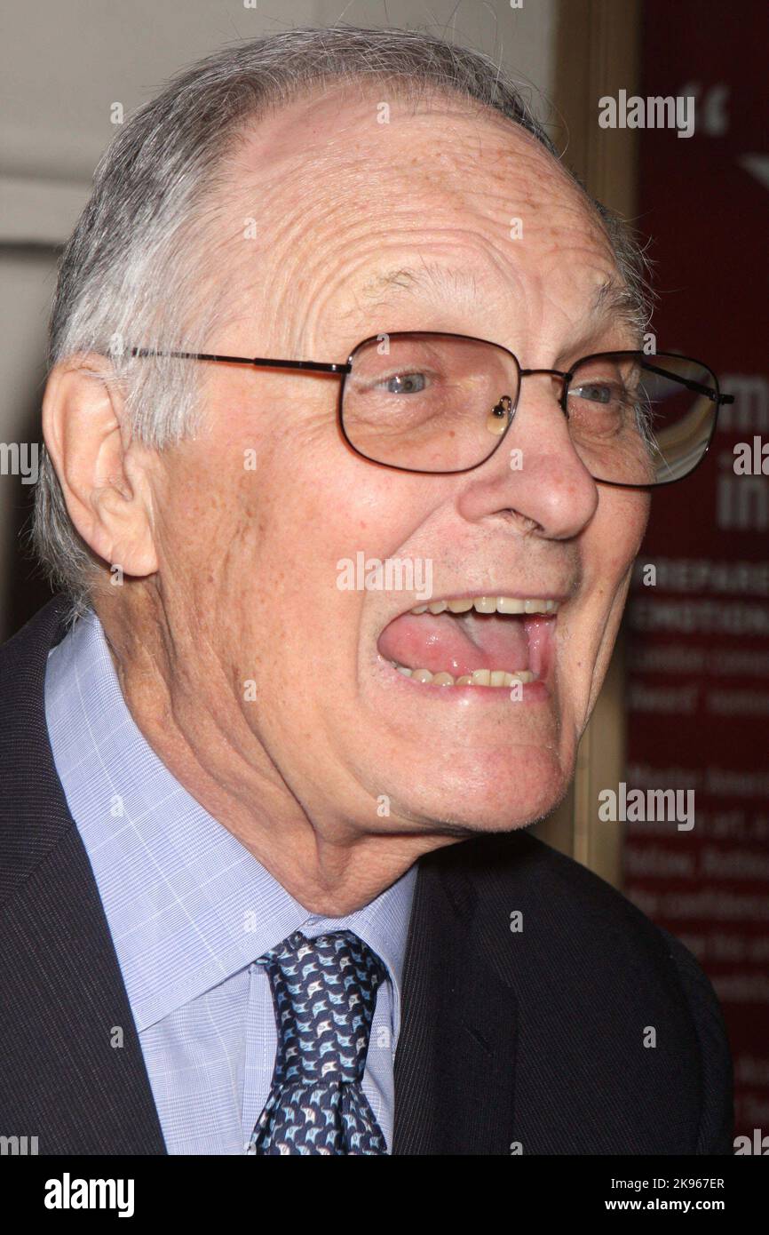 Red golden theatre new york hi-res stock photography and images - Alamy