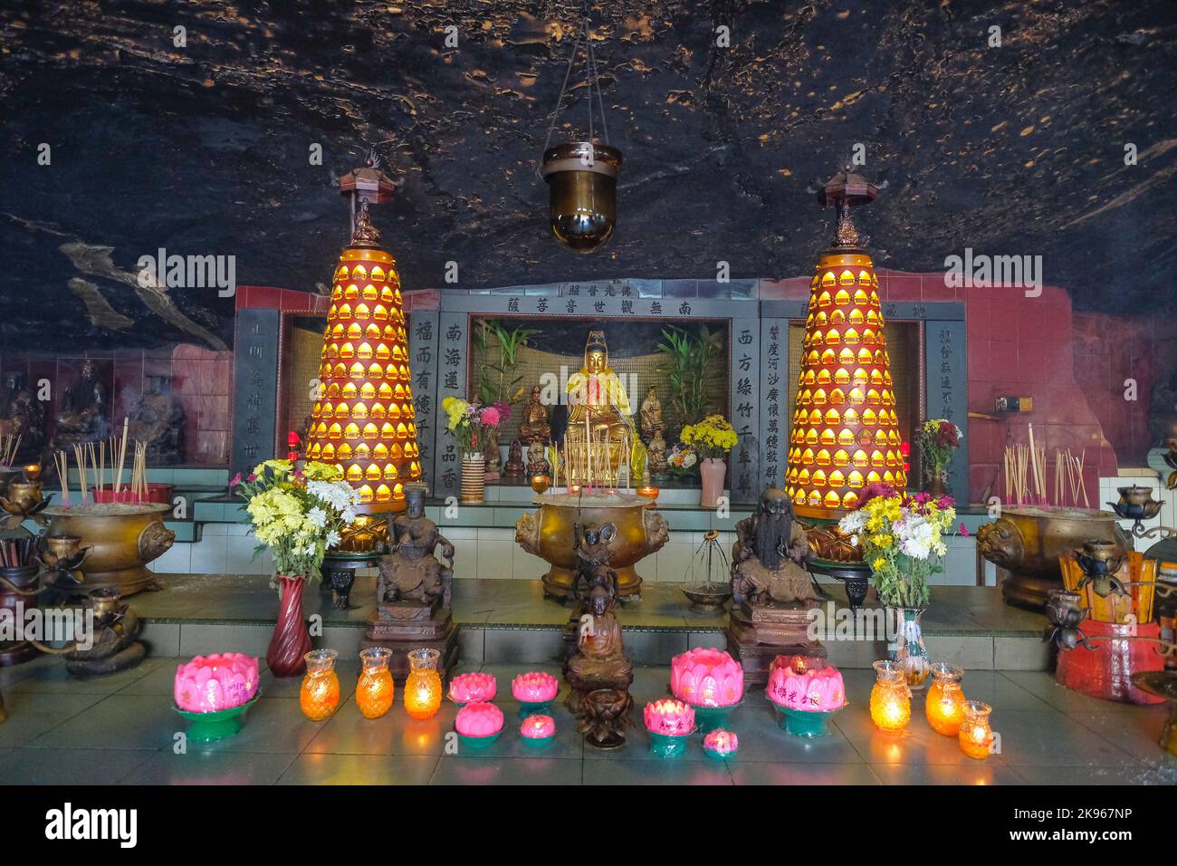 Ipoh, Malaysia - October 2022: Views of the Ling Sen Tong Temple ...