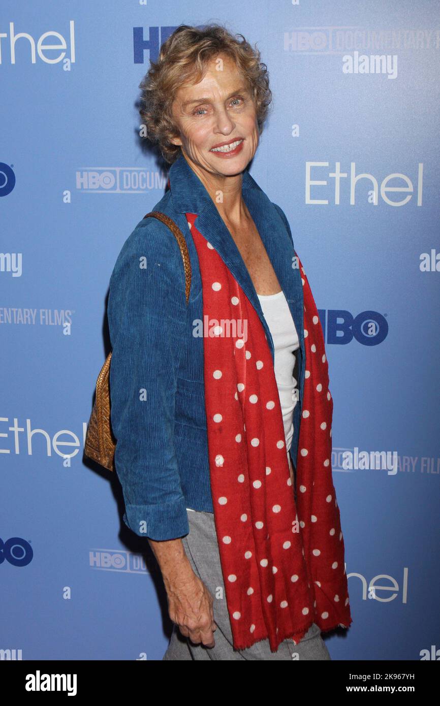 Lauren Hutton attends the premiere of the HBO documentary "Ethel" at ...