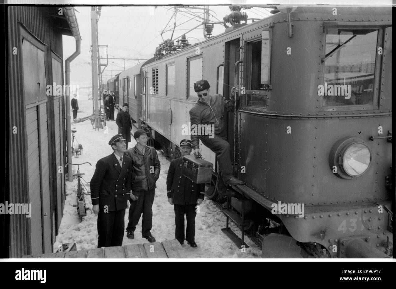 Locomotive staff, staff change. State Railways, SJ DK 437 Stock Photo ...