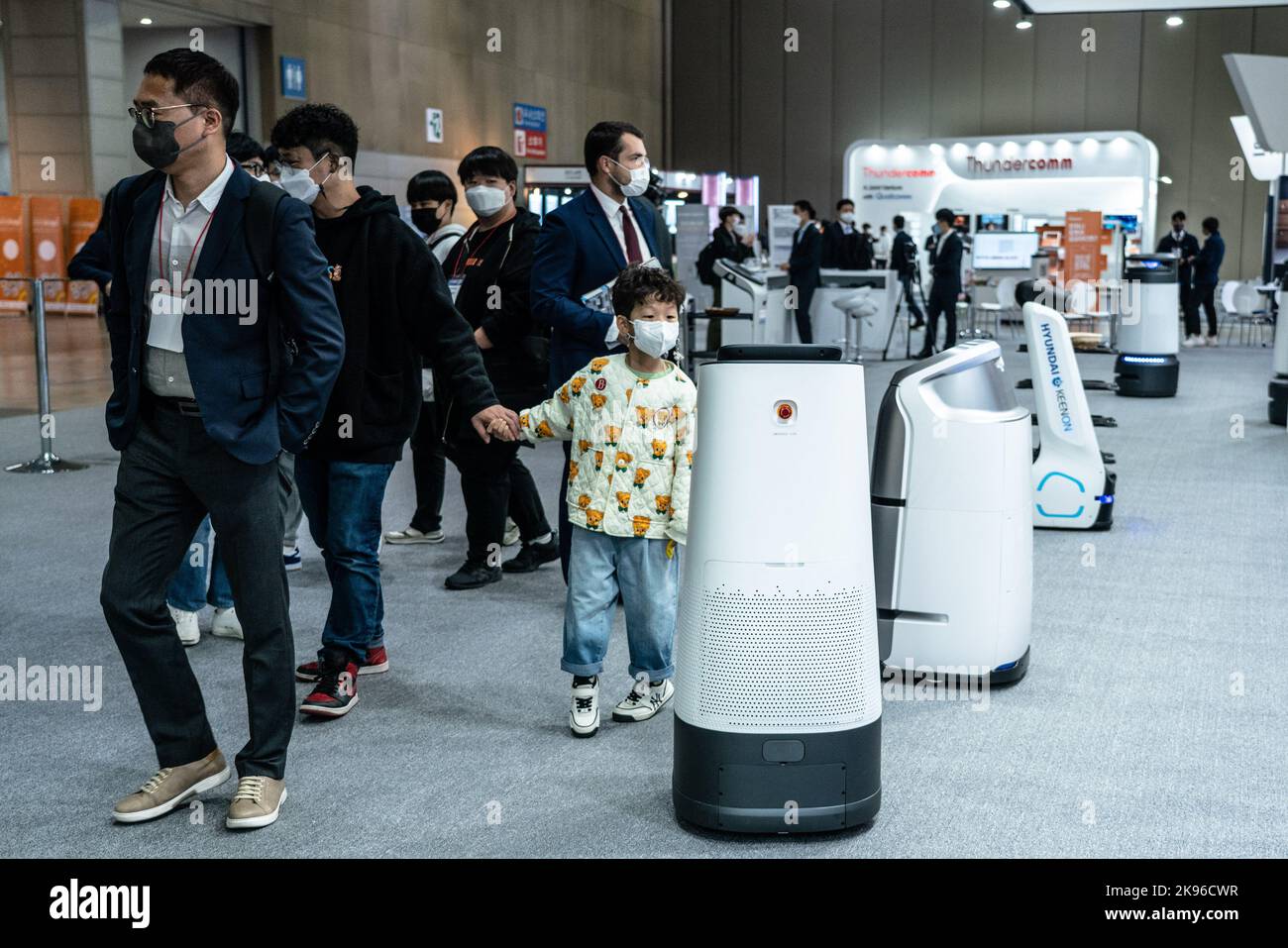 Hyundai robotics hi-res stock photography and images - Alamy