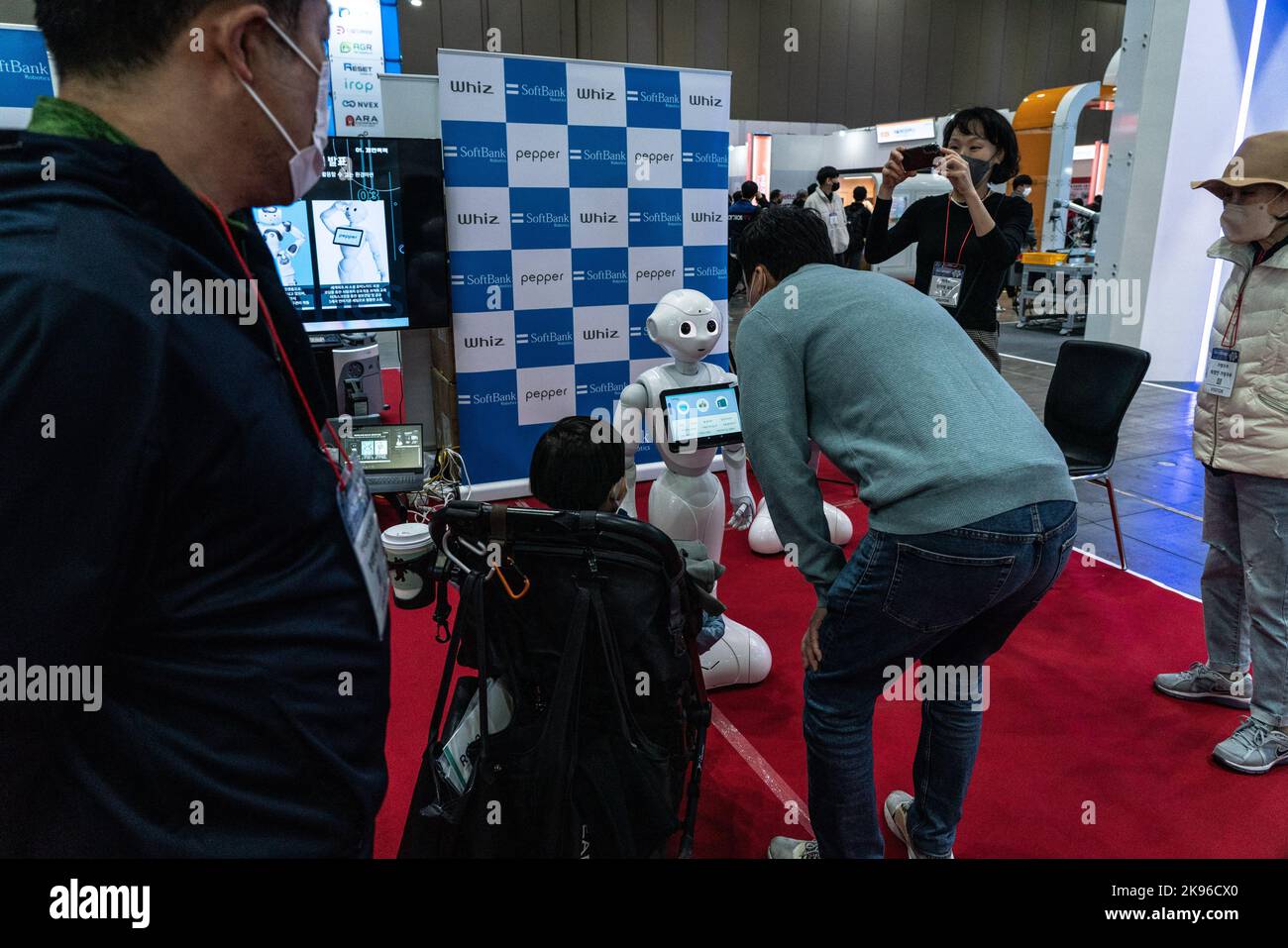 Pepper humanoid robots hi-res stock photography and images - Alamy