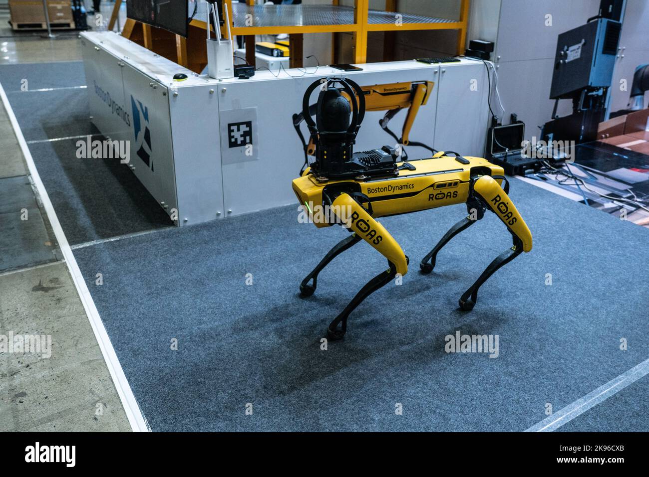Boston dynamics robot hi-res stock photography and images - Alamy