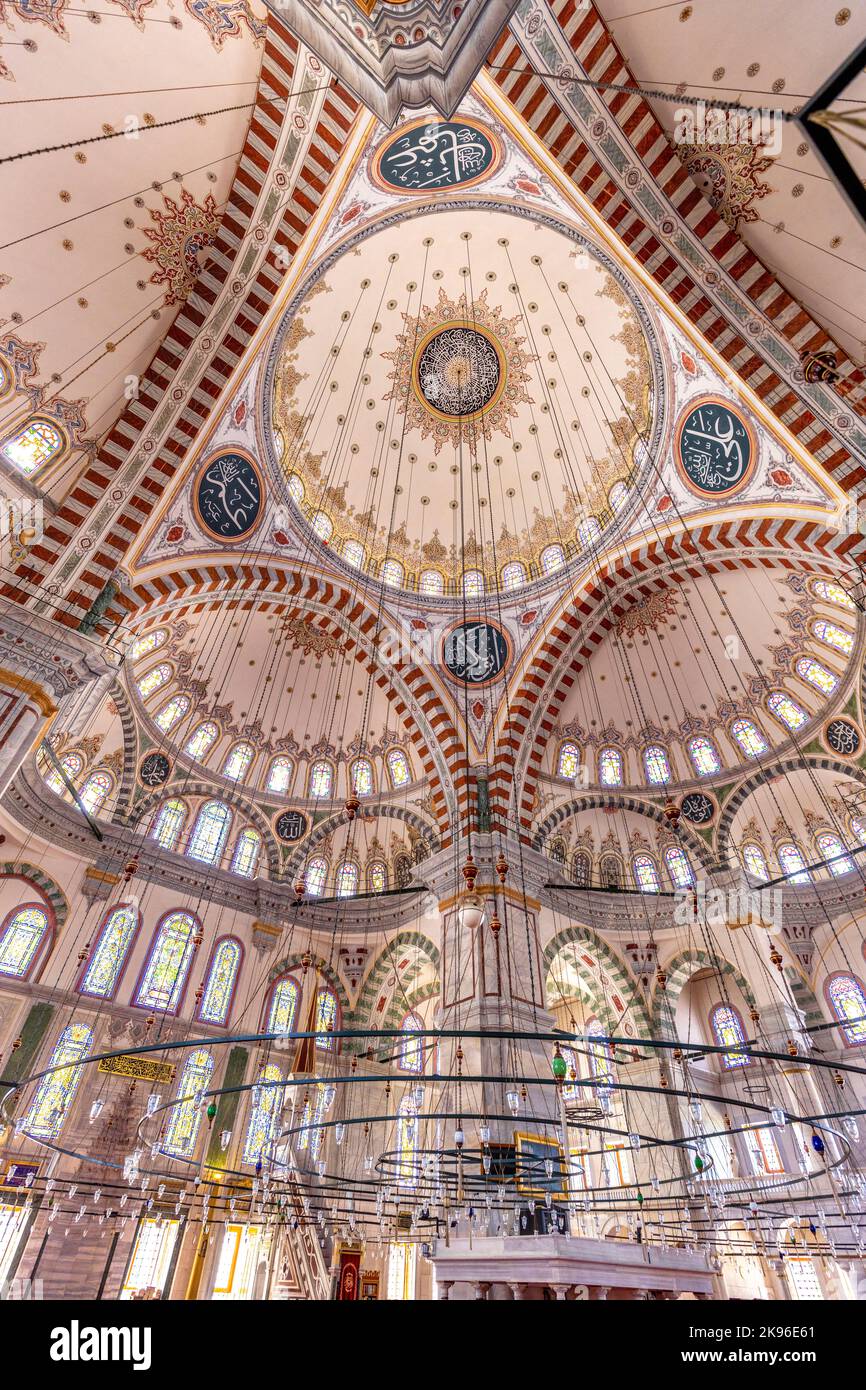 SULEYMANIYE MOSQUE in istanbul, interior view Stock Photo - Alamy