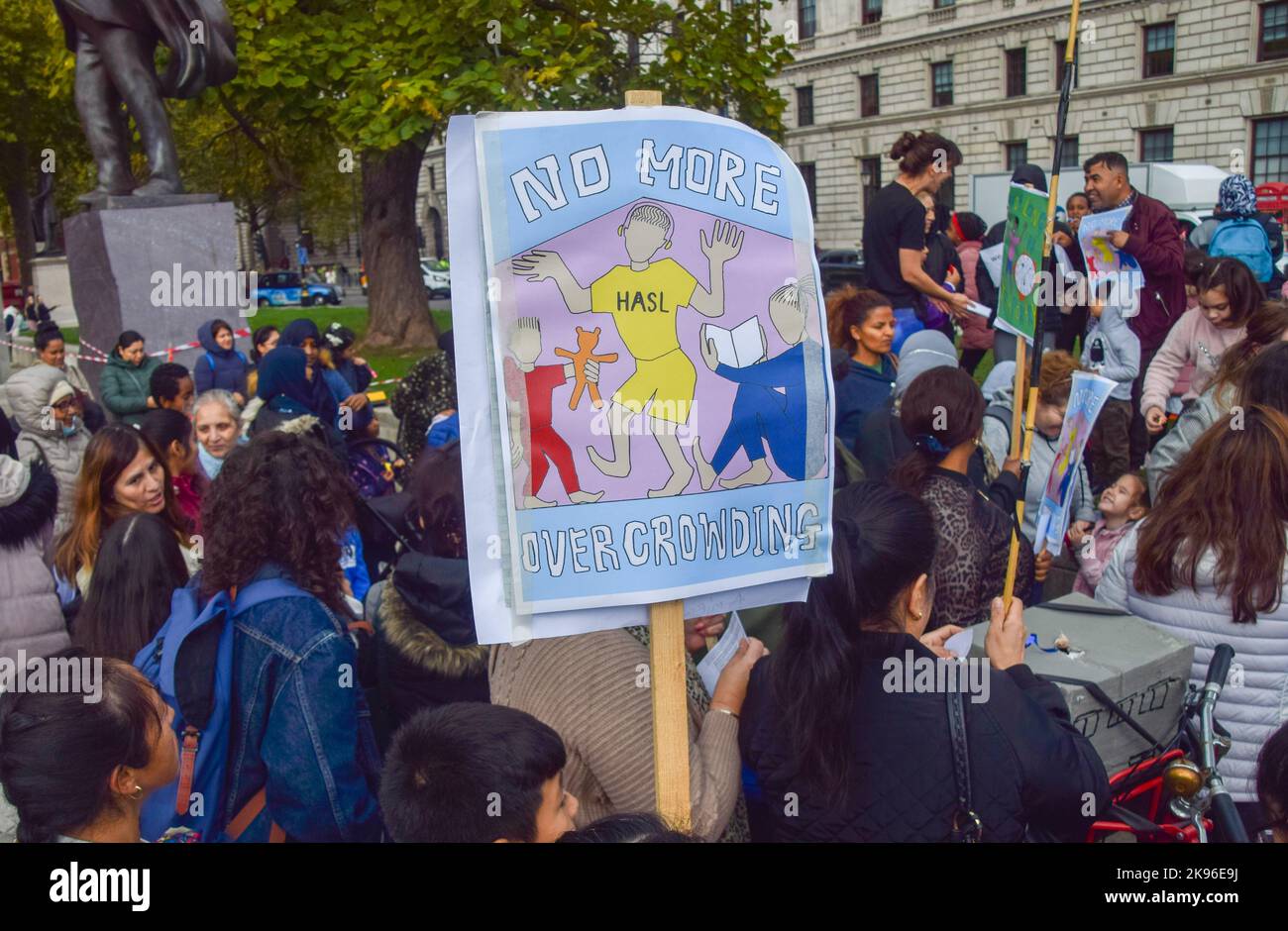 No more overcrowding hi-res stock photography and images - Alamy