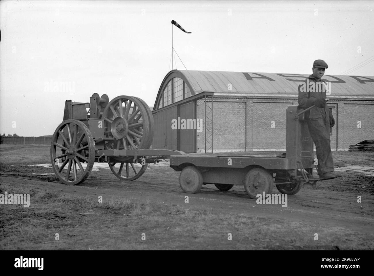 Battery wagon hi-res stock photography and images - Alamy