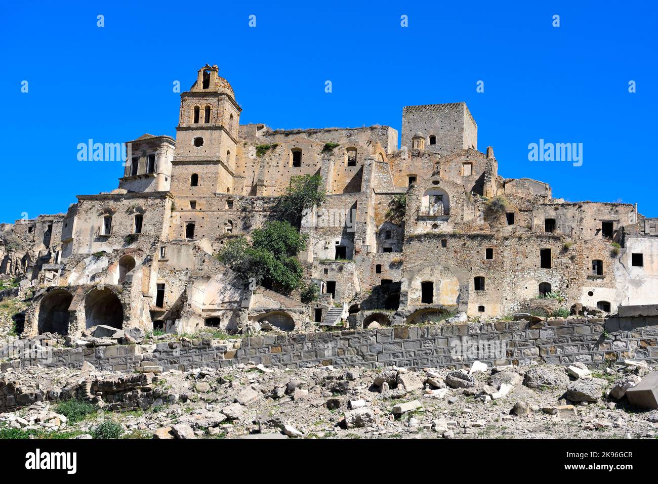 The abandoned village of Craco in Basilicata, Italy Stock Photo - Alamy