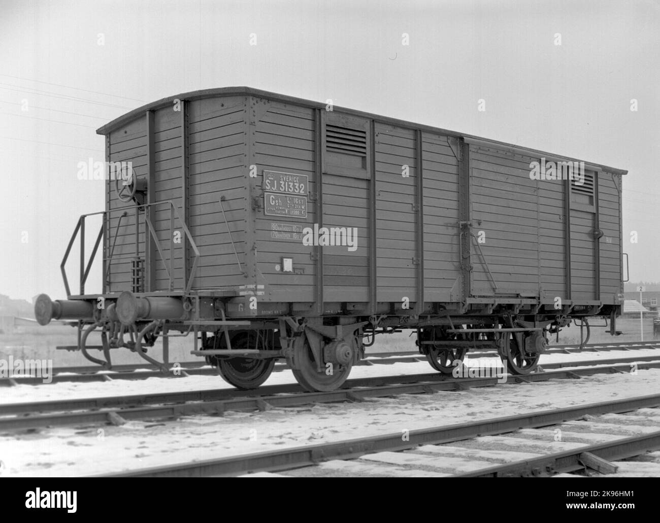 Wagon axle Black and White Stock Photos & Images - Alamy