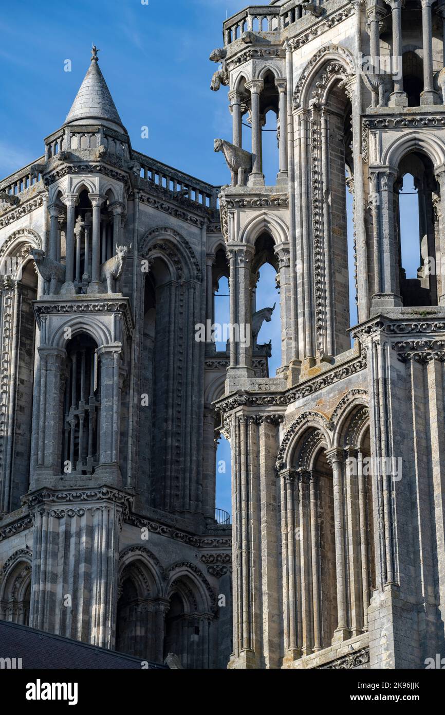 Built early 1300s hi-res stock photography and images - Alamy