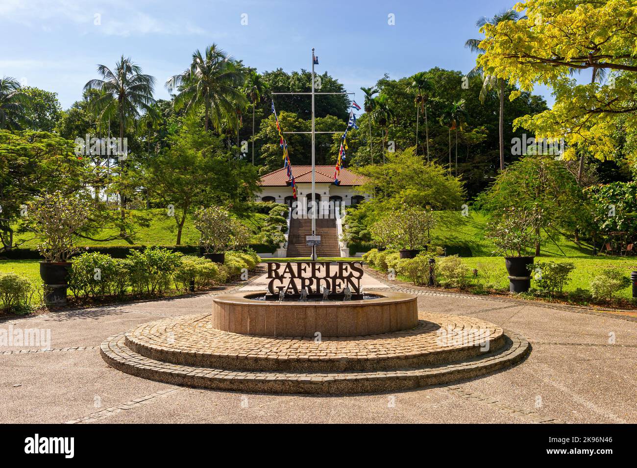 Raffles Garden in the sunshine, Fort Canning, Singapore Stock Photo - Alamy