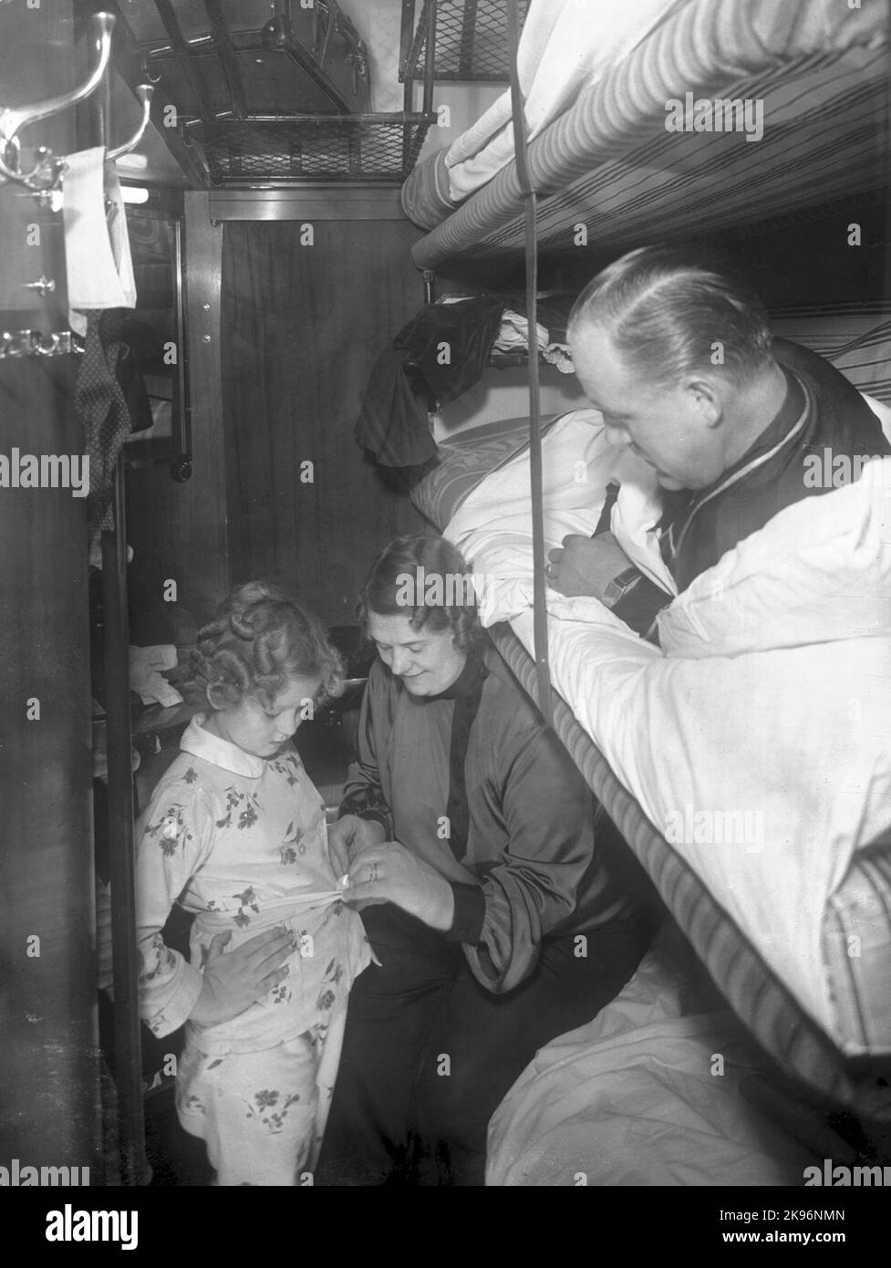 State Railways, SJ AC02C, sleeping compartment. 3rd grade Stock Photo ...