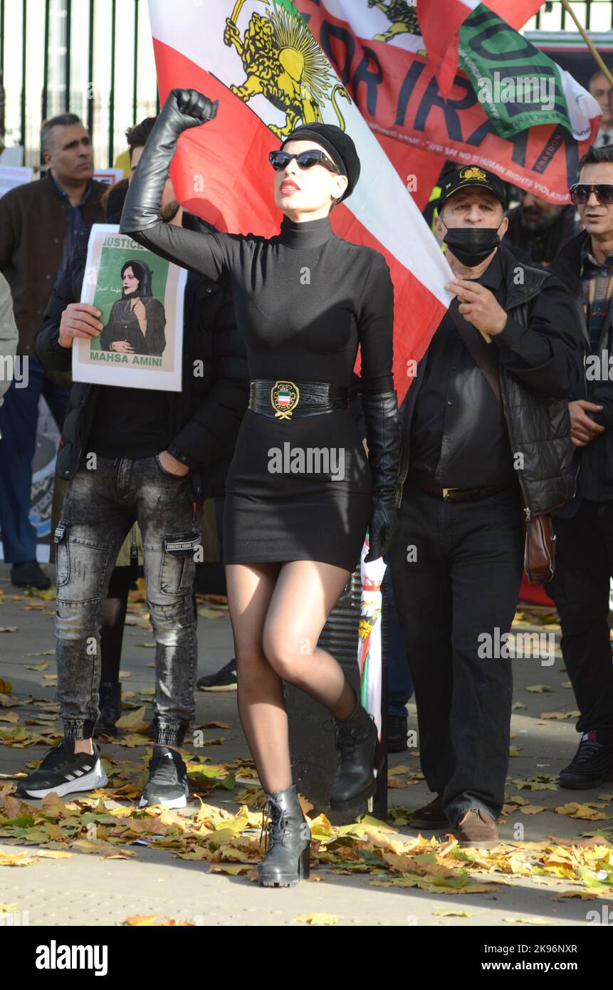 London, UK. 26th Oct, 2022. Protest in London outside Downing Street ...