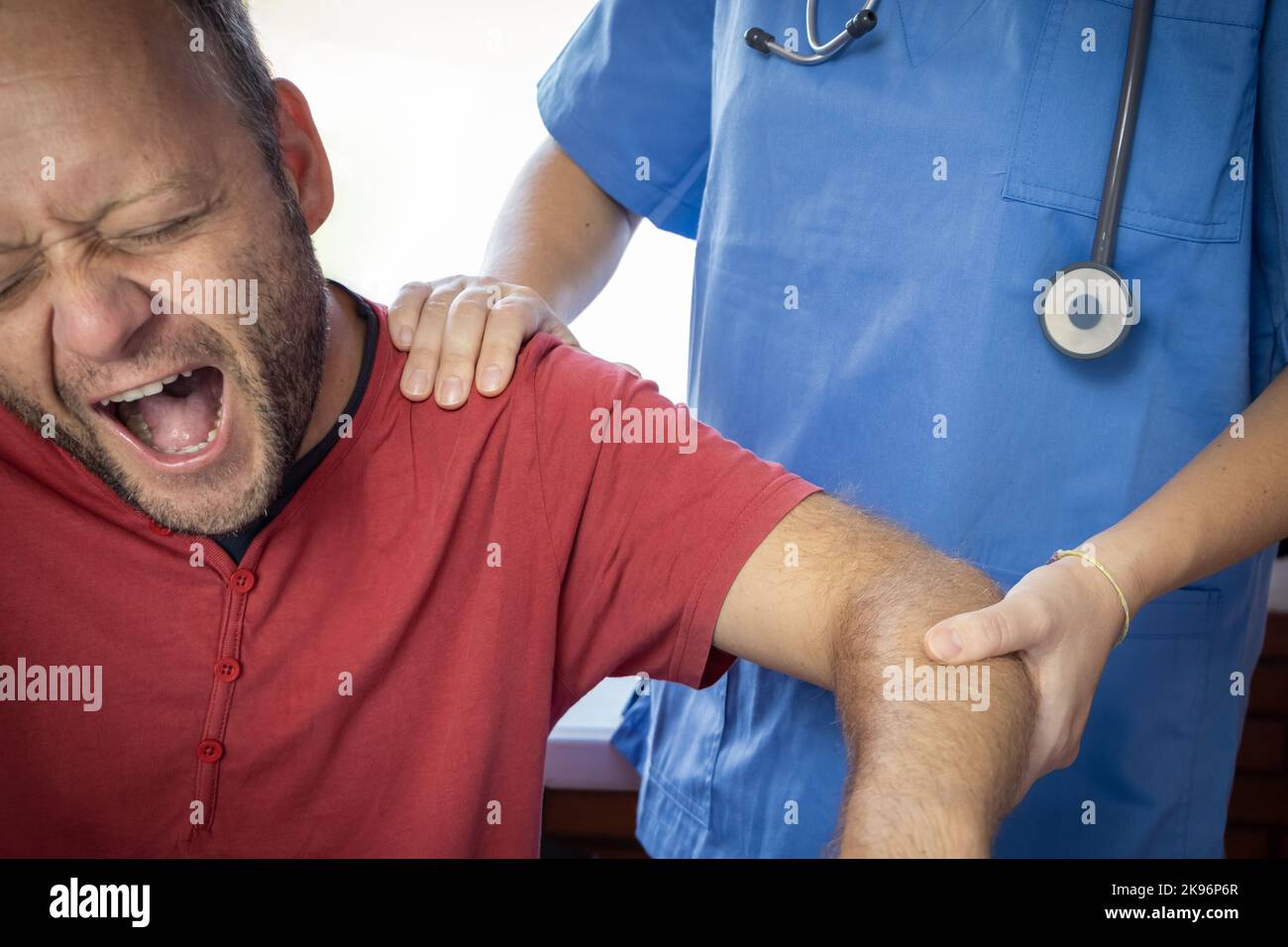 Broken bone nurse hi-res stock photography and images - Alamy