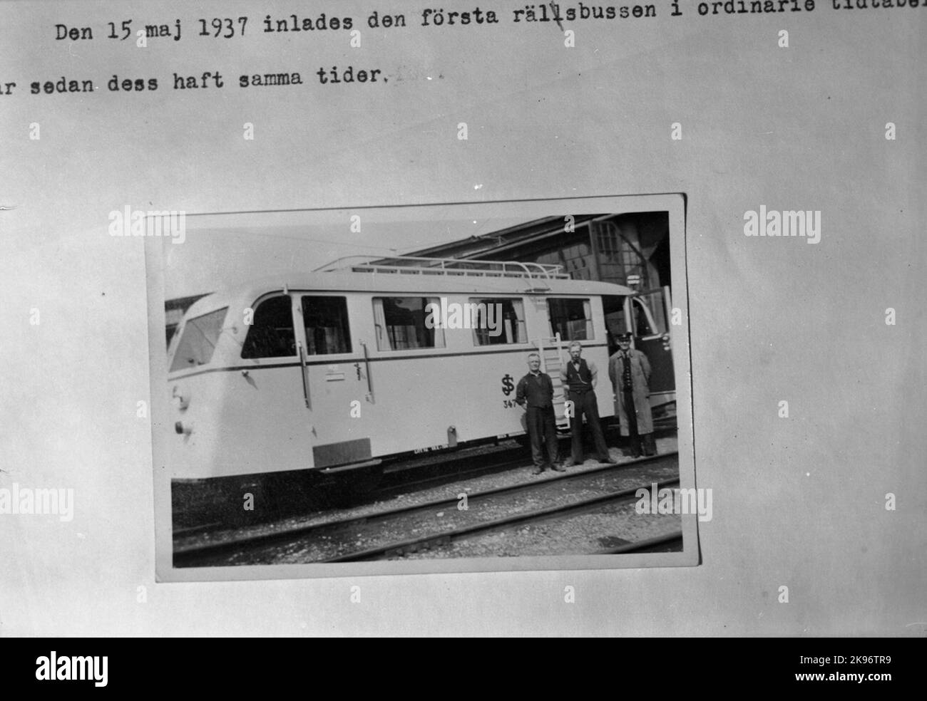 Ordinary bus Black and White Stock Photos & Images - Alamy