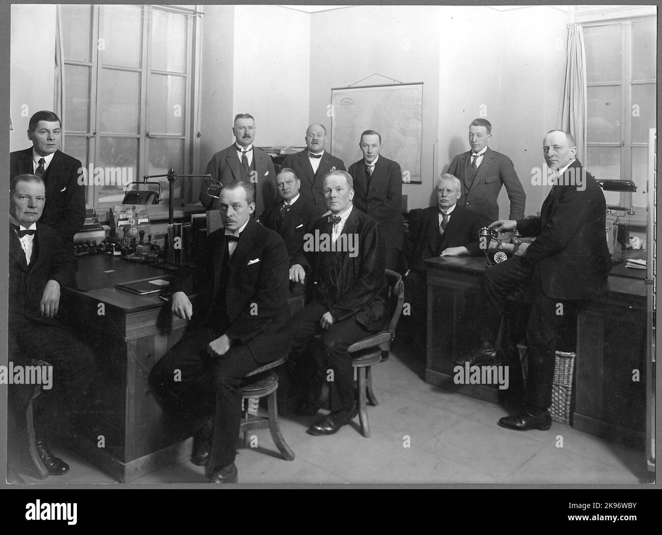 Personnel at the Northern Ticket Expedition, Stockholm Central Stock ...