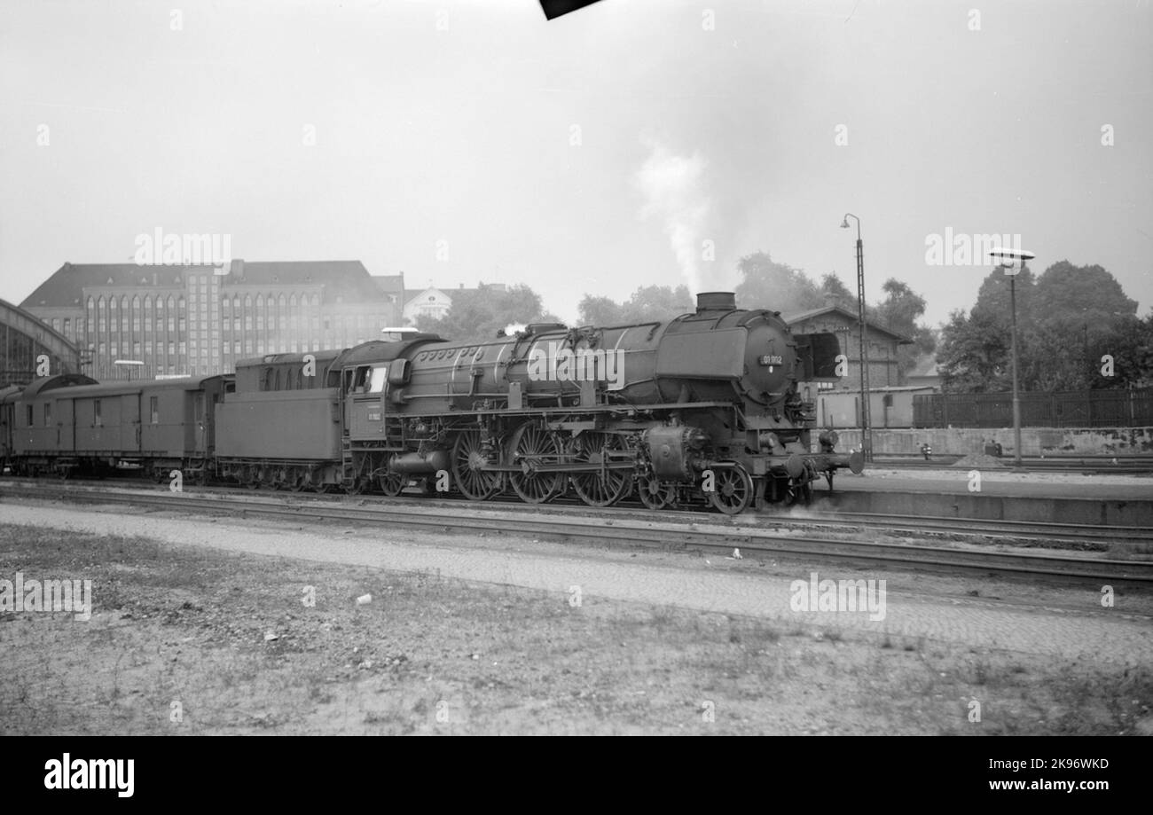Deutsche bahn railway Black and White Stock Photos & Images - Alamy