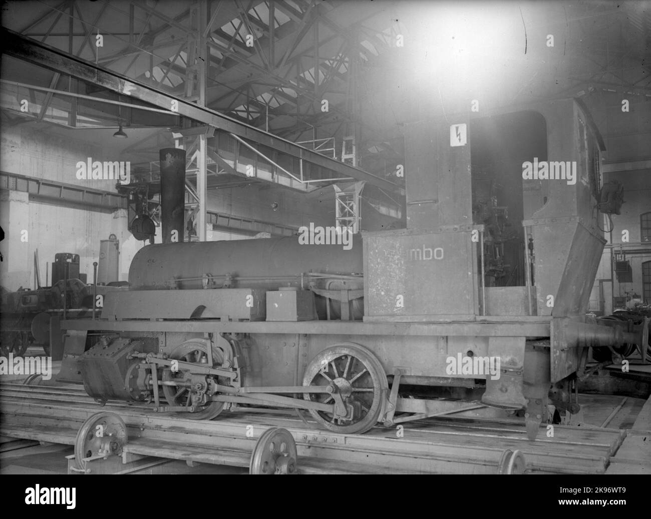 Jumbo trolley Black and White Stock Photos & Images - Alamy