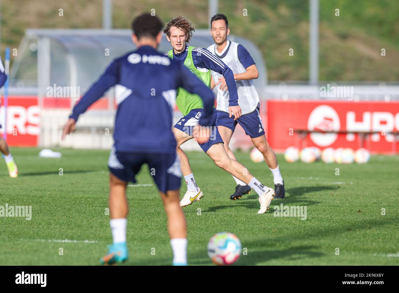 Gelsenkirchen, Germany. 26th Oct, 2022. Soccer: Bundesliga, FC Schalke ...