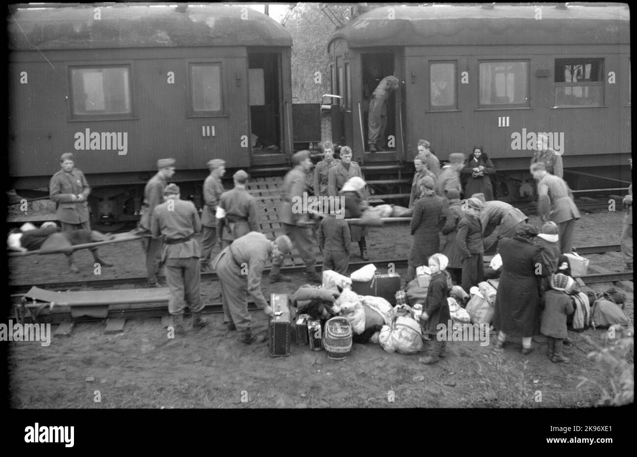 Refugees from Finland arrive in Haparanda in the fall of 1944 Stock ...
