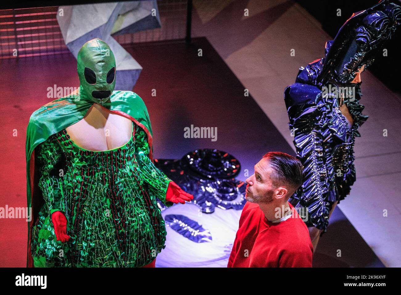 London, UK. 26th Oct, 2022. Staff pose with Hooded Cape Ensemble by Lee ...