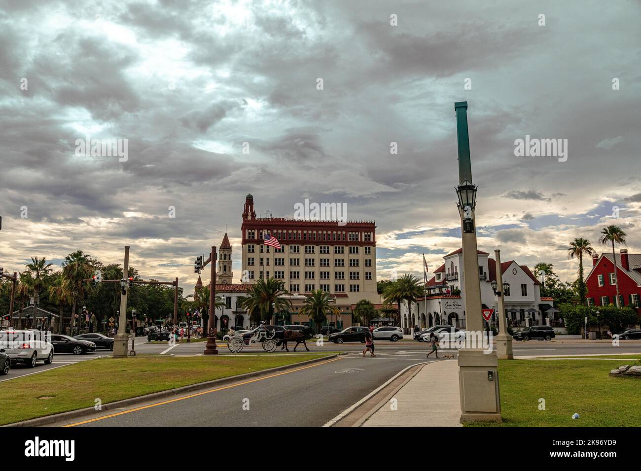 Street veiw hi-res stock photography and images - Alamy
