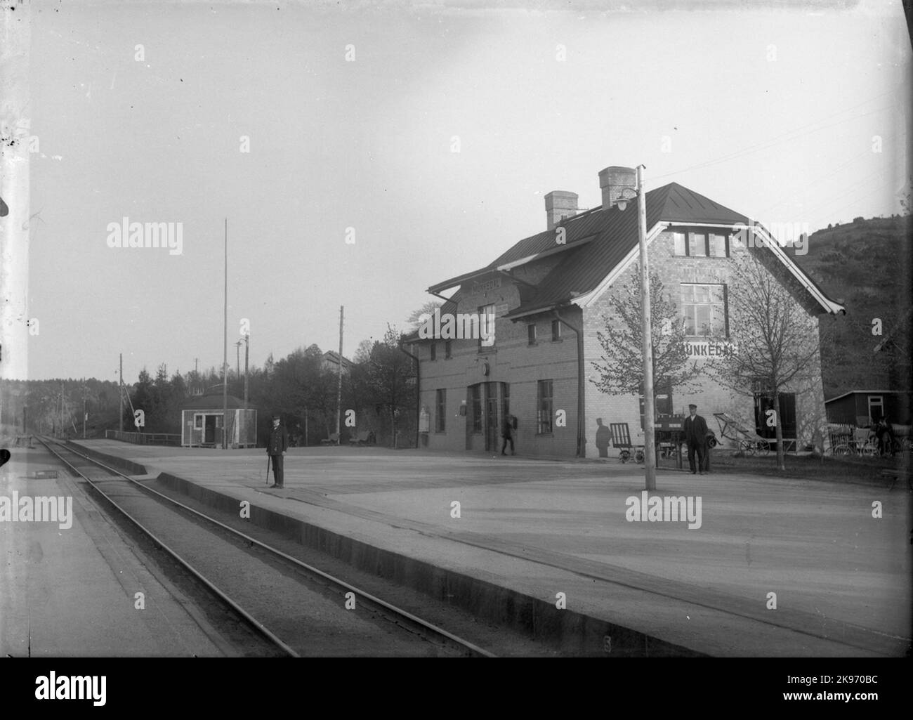 The SJ station was built in 1905. The station house, on two floors in ...