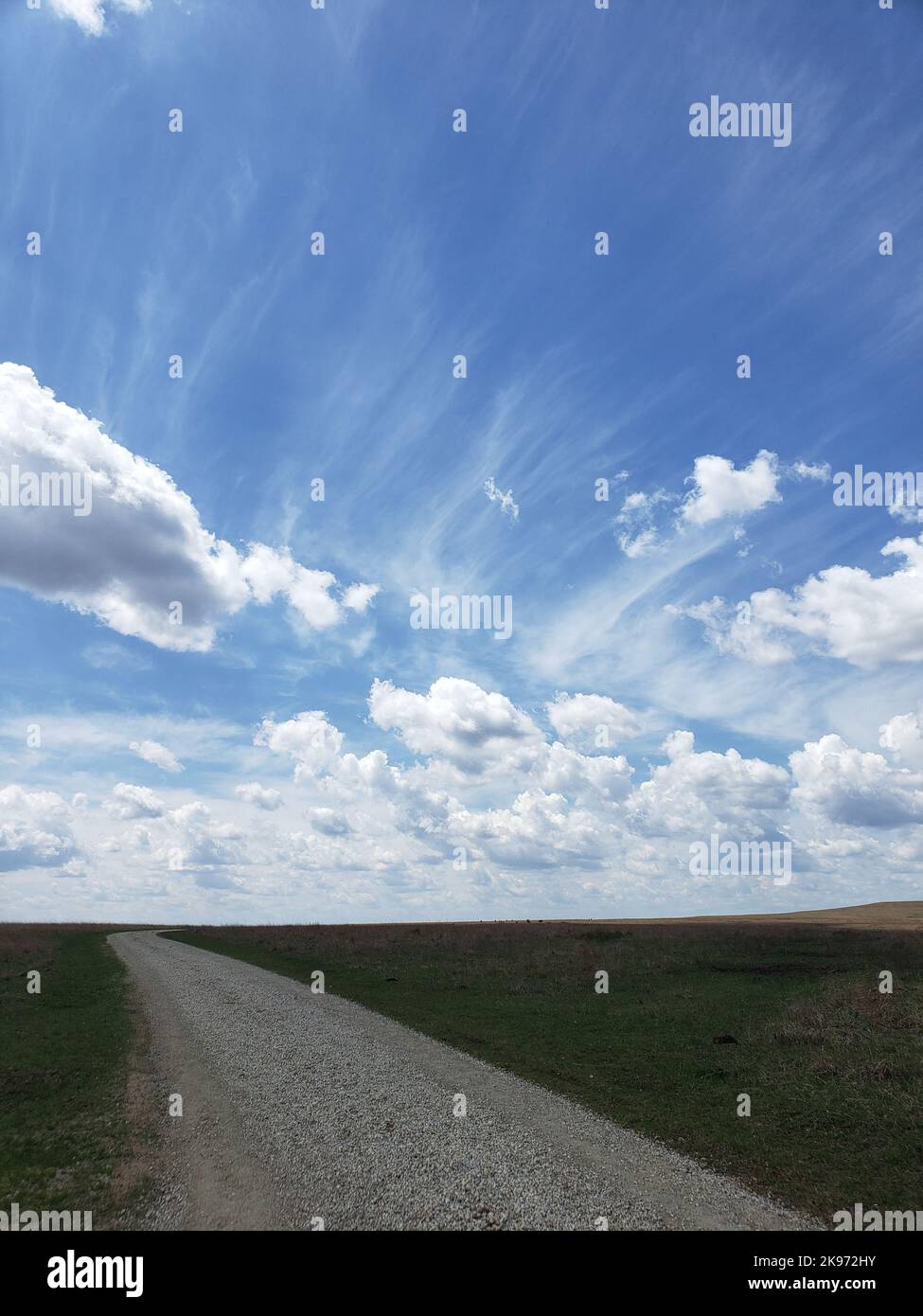 Flint hills nature trail hi-res stock photography and images - Alamy