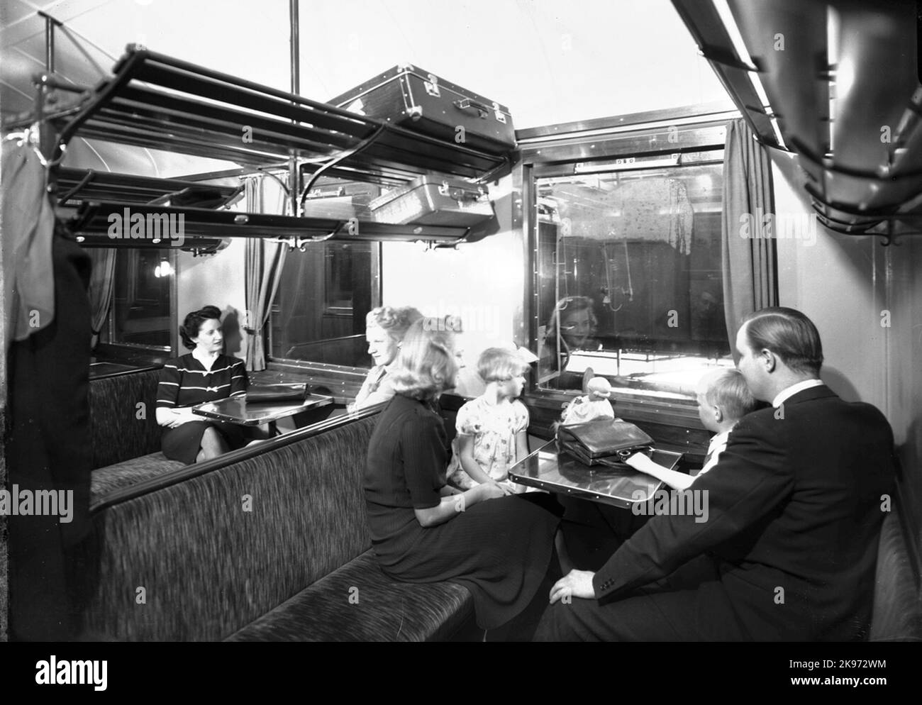 Interior image of a passenger car belonging to the State Railways, SJ ...