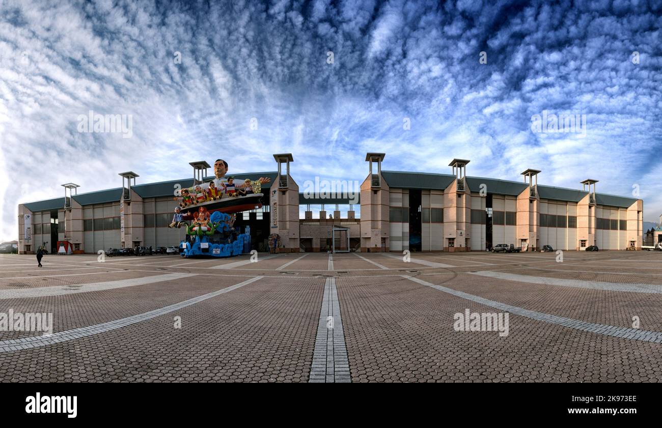 A beautiful view of the building dedicated to the Viareggio Carnival in ...