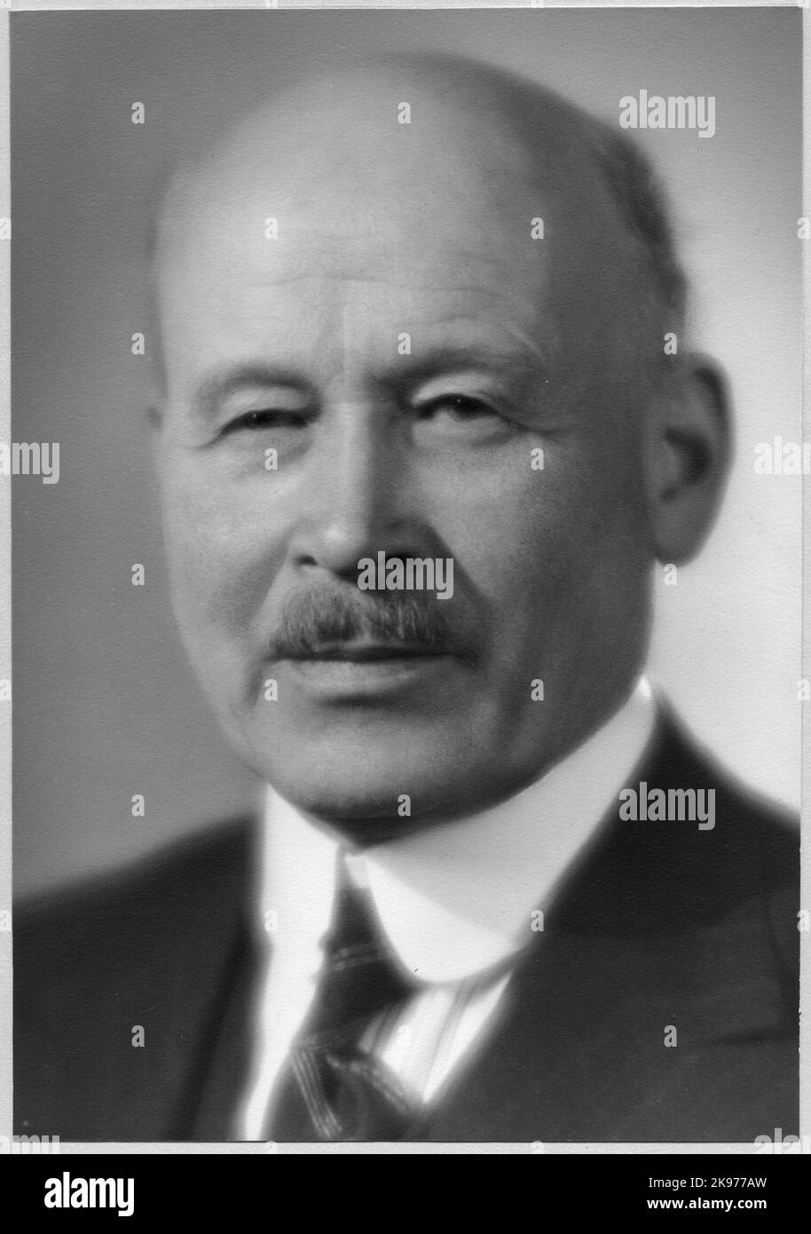 Bureau workforce hi-res stock photography and images - Alamy