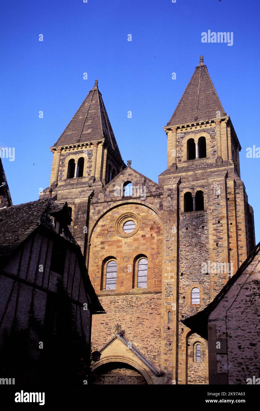 Conques village hi-res stock photography and images - Alamy