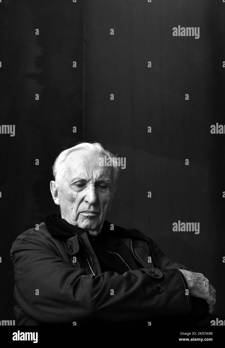 Soulages portrait hi-res stock photography and images - Alamy