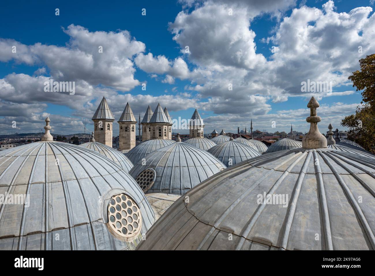 Middle east library medieval hi-res stock photography and images - Alamy