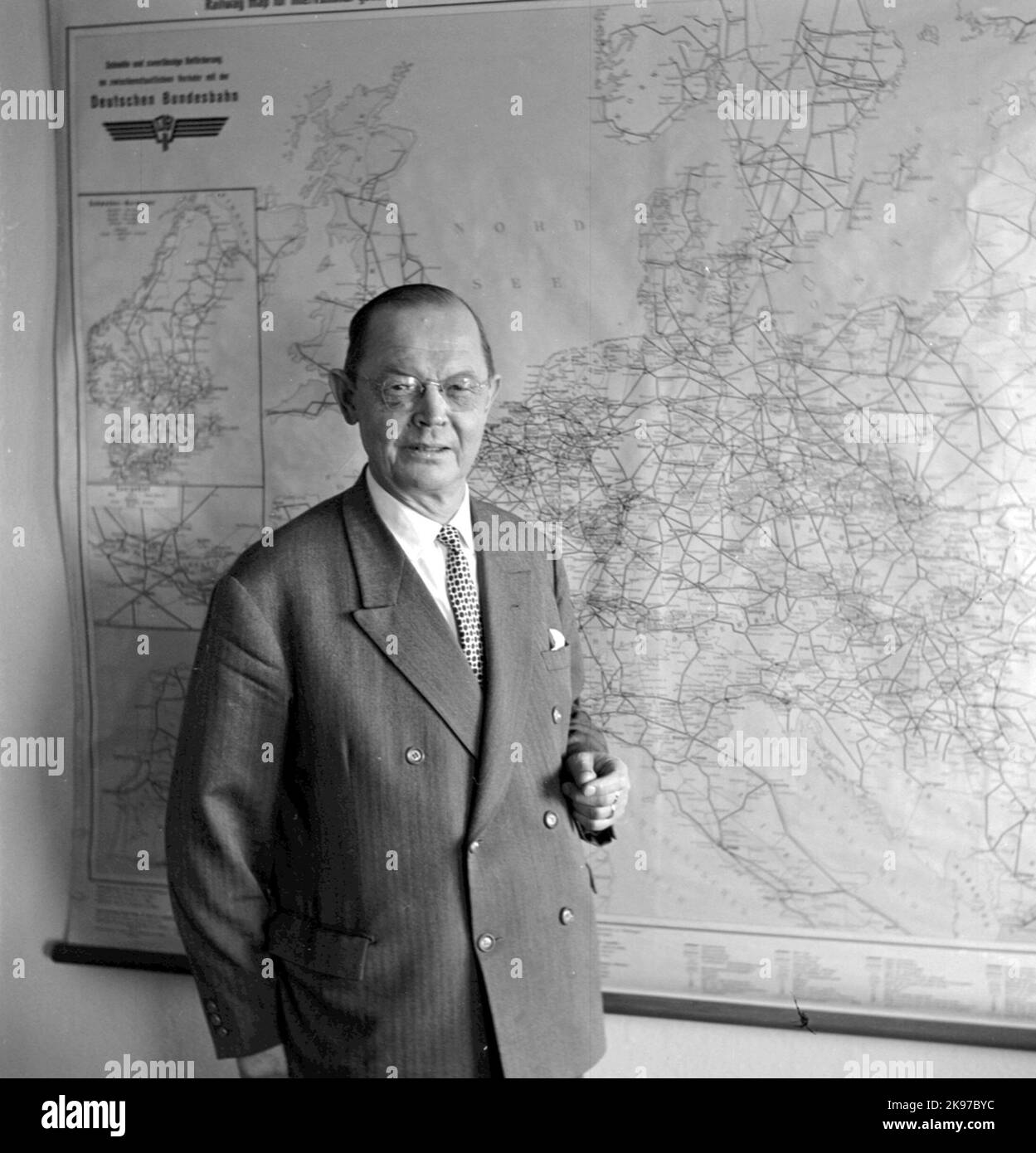 Administrative and management director hi-res stock photography and ...