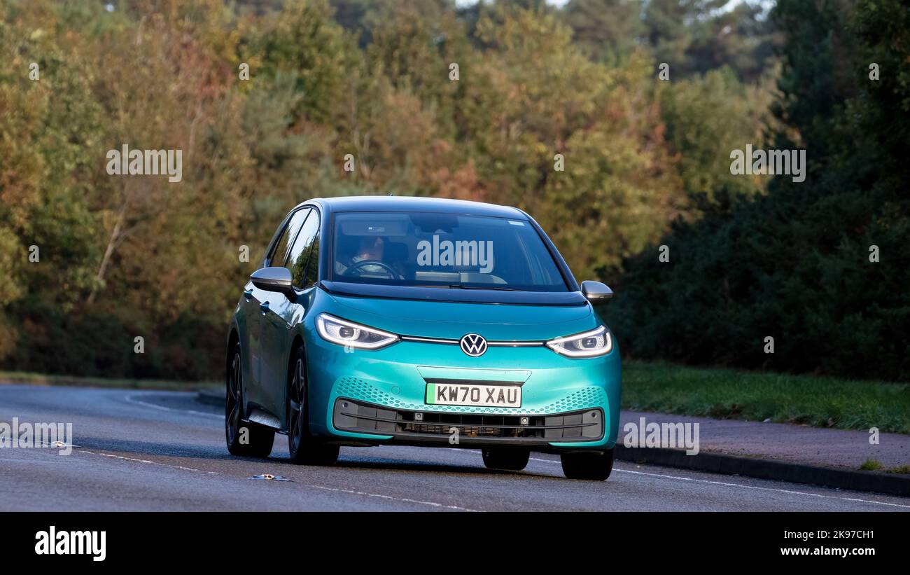 Id3 1st hi-res stock photography and images - Alamy