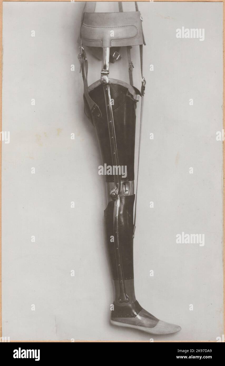 Photography from "An account of manufacturing at the State Railway's ...