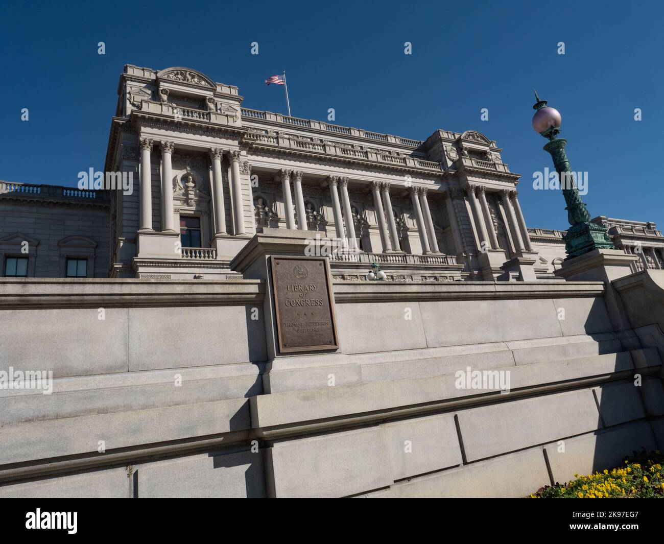 The exterior of the Library of Congress, Thomas Jefferson building in ...