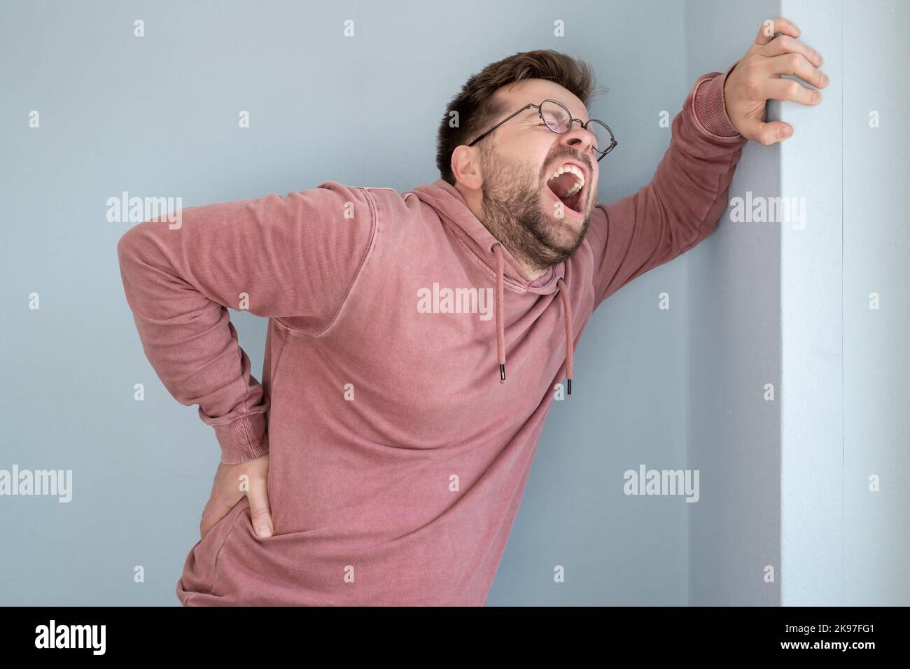 Kidney stone pain hi-res stock photography and images - Alamy