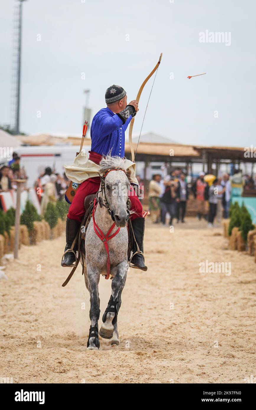 ISTANBUL, TURKIYE - JUNE 11, 2022: Horse Archery show during Etnospor ...