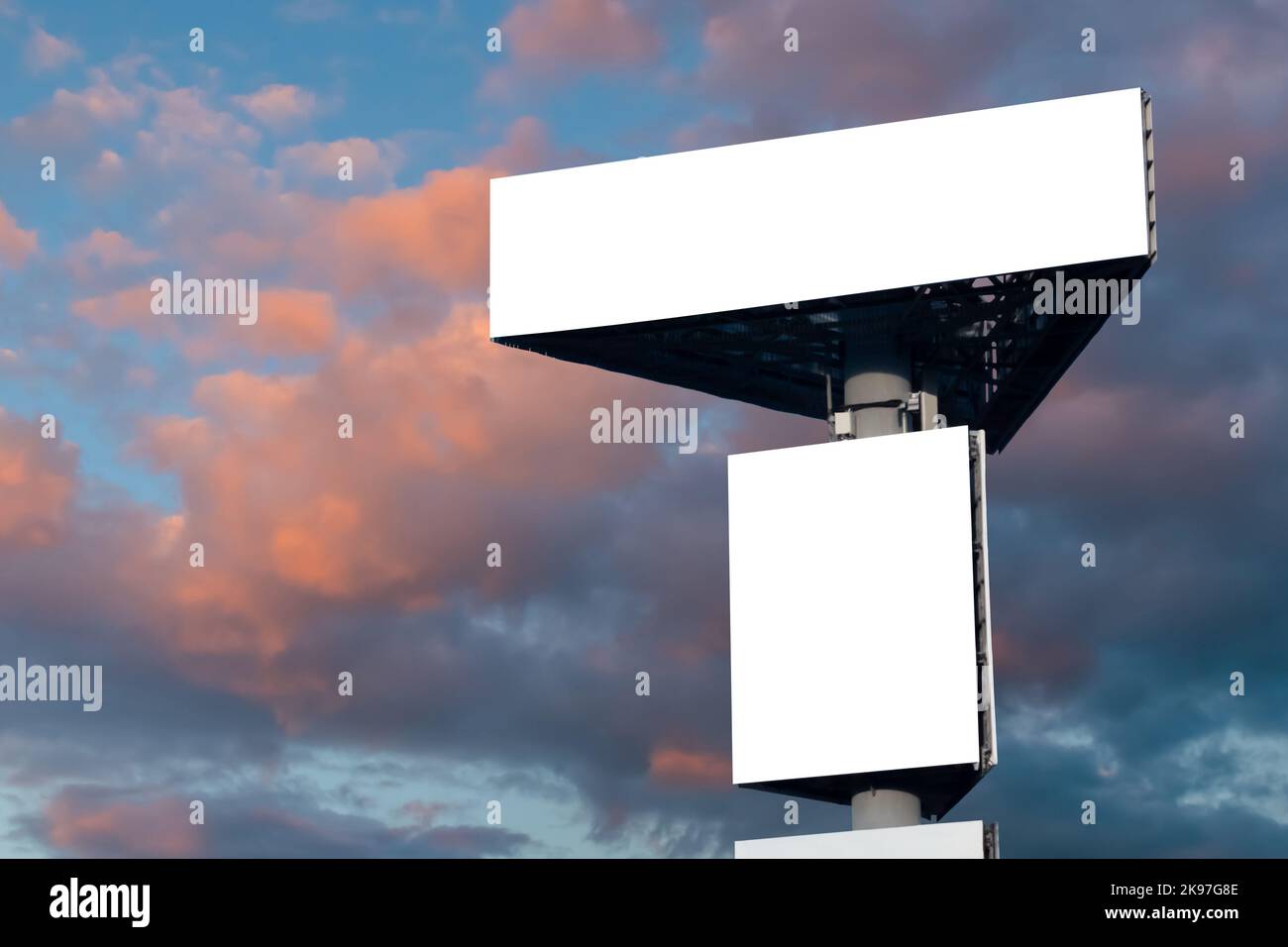 2 billboards hi-res stock photography and images - Alamy