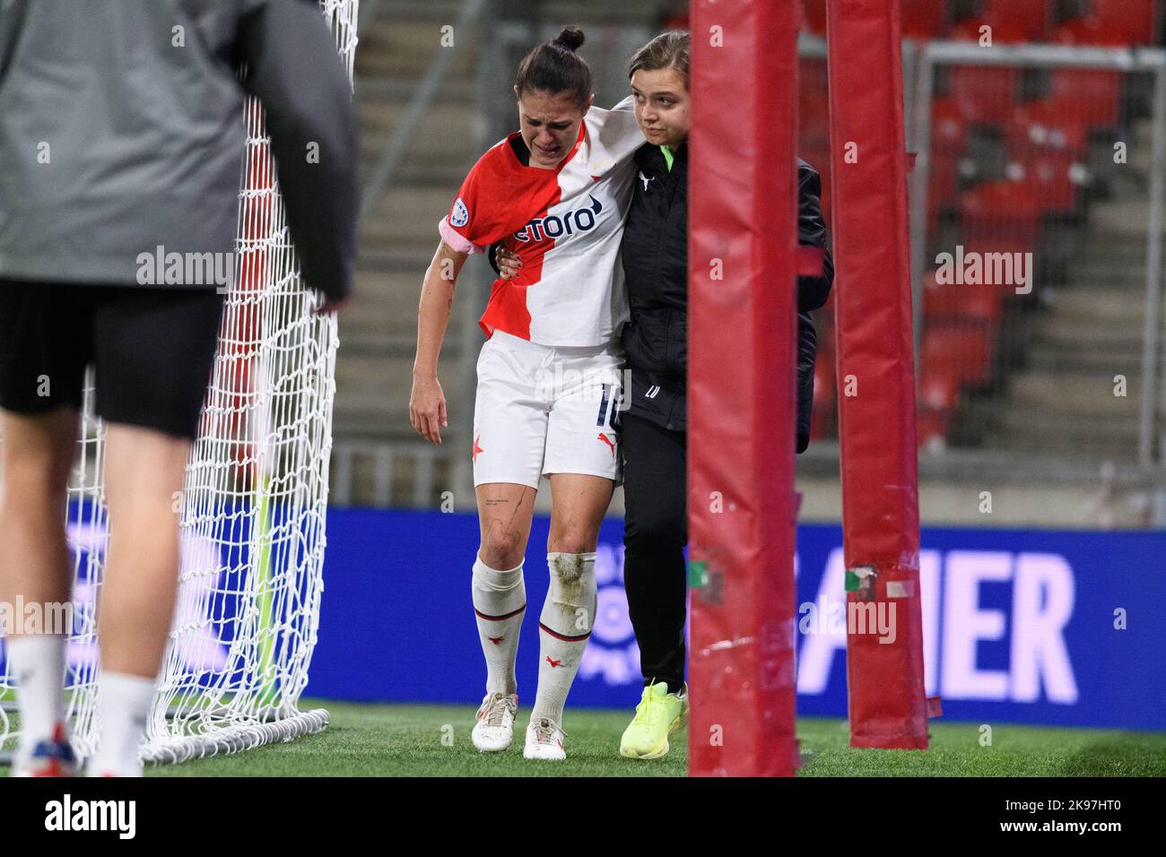 Prahué hi-res stock photography and images - Alamy